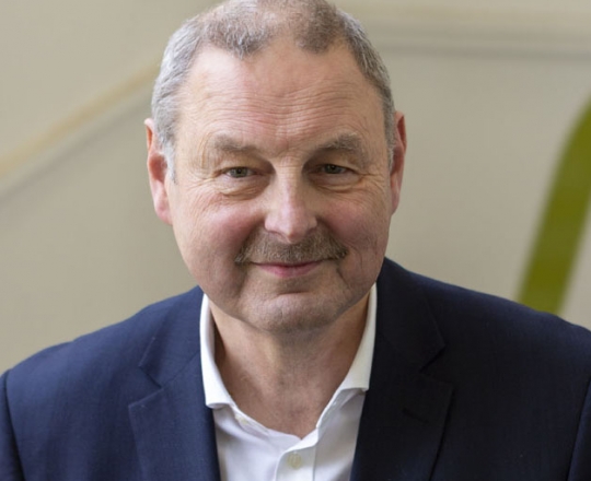 MATHSADDS CAREERS GUIDE - AMSI